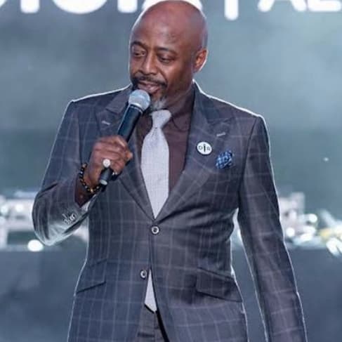 The 22 Funniest DC Comedians, Ranked