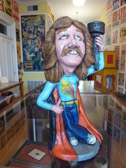 Famous Escapologists | List of the Top Well-Known Escapologists