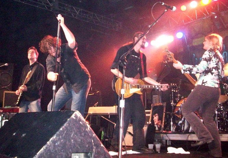 Famous Rock Couples | List of Rockstar Couples