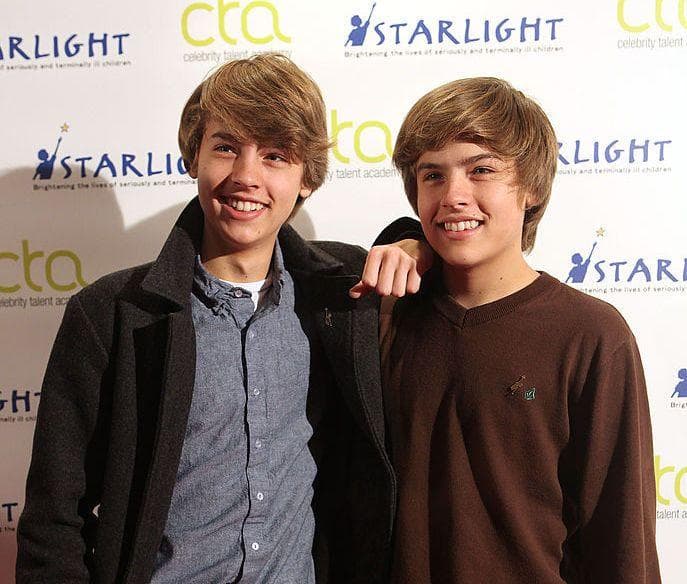 55+ Famous Twins: The Ultimate List of Celebrity Twins