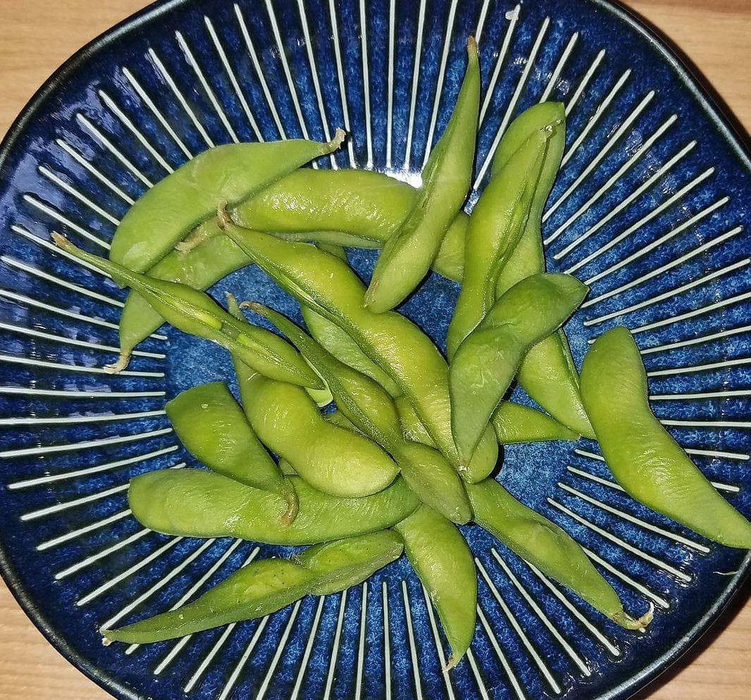 People Share Embarrassing Stories About Eating Food The Wrong Way