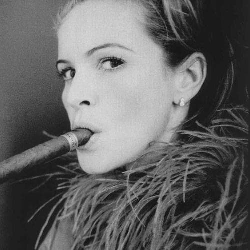 Celebrities Who Smoke Cigars | List of Famous People Smoking Cigars