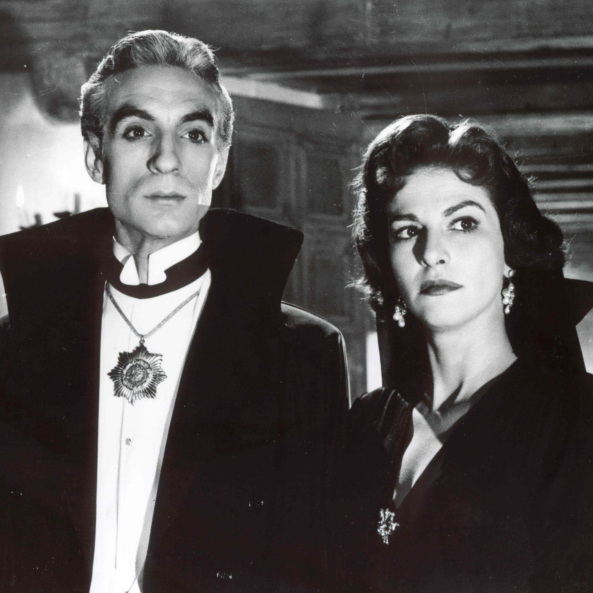 The 12 Best Mexican Horror Movies Of All Time