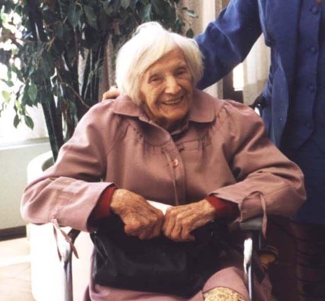 Famous Humanitarians | List of the Top Well-Known Humanitarians