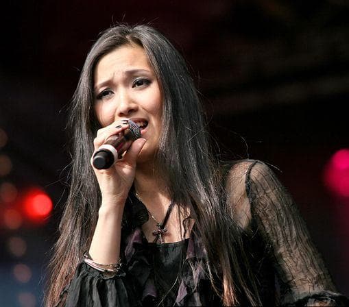 Famous People Born On 420 | Celebrities With April 20 Birthdays