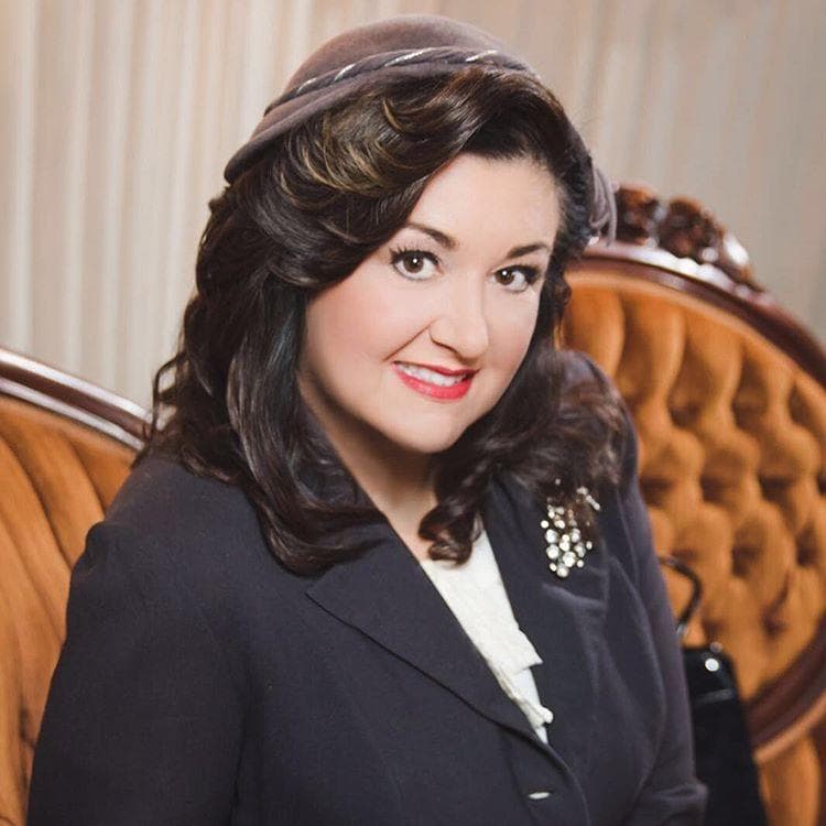 Famous Female Televangelists | List of Top Female Televangelists