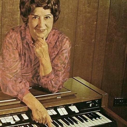 List of 35 Famous Female Organists