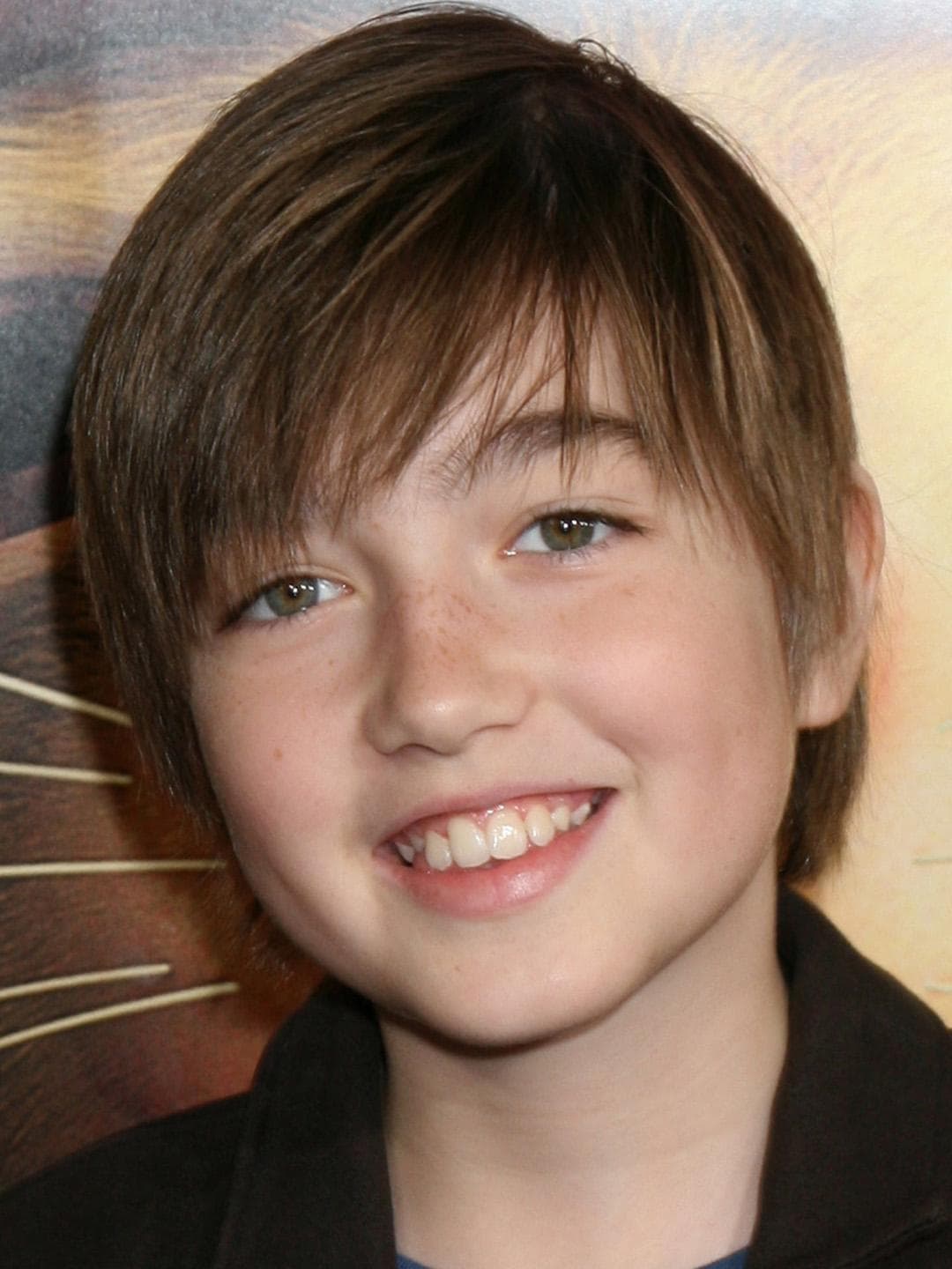 Celebrities Born in 1997 | List of Famous Men & Women Born in 1997