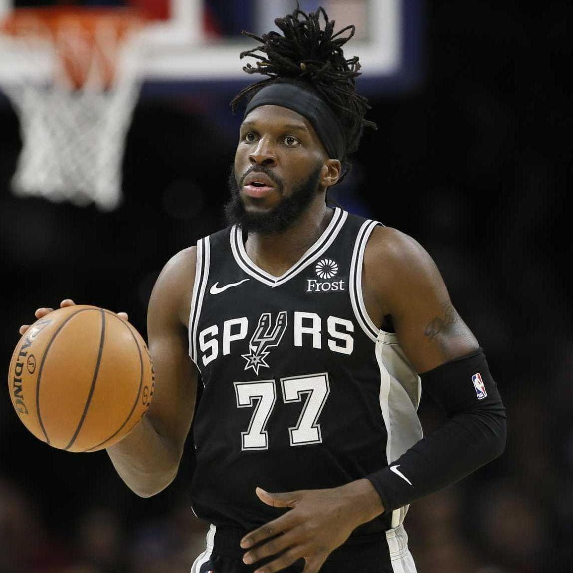 The Best Athletes Who Wore Number 77, Ranked By Fans