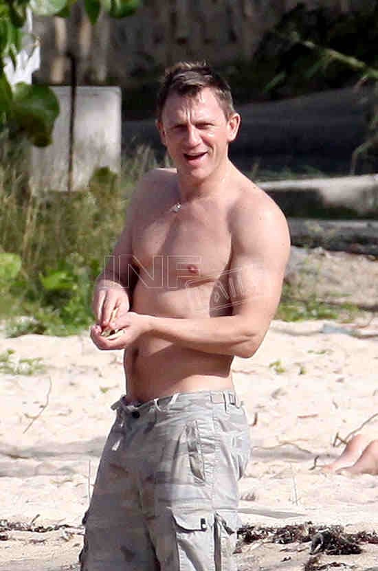 Daniel Craig Body