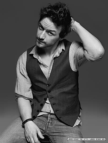 James Mcavoy A Torso Nudo