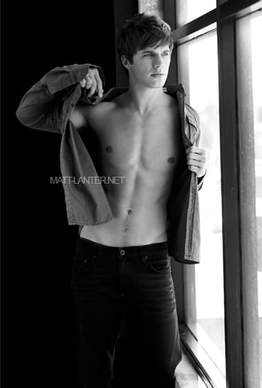 Hot Matt Lanter Photos