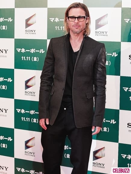 Shirtless Brad Pitt | Brad Pitt Hot Pics, Photos and Images