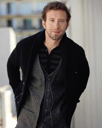 Hot TJ Thyne Photos | Sexy TJ Thyne Pictures