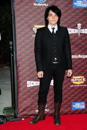 Hot Gerard Way Photos | Sexy Gerard Way Pictures