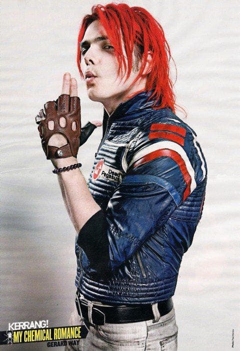Hot Gerard Way Photos | Sexy Gerard Way Pictures