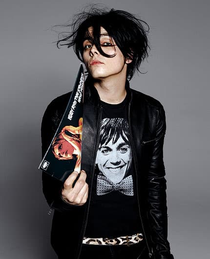 Hot Gerard Way Photos | Sexy Gerard Way Pictures