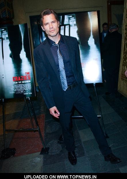 Timothy Olyphant Shirtless Go
