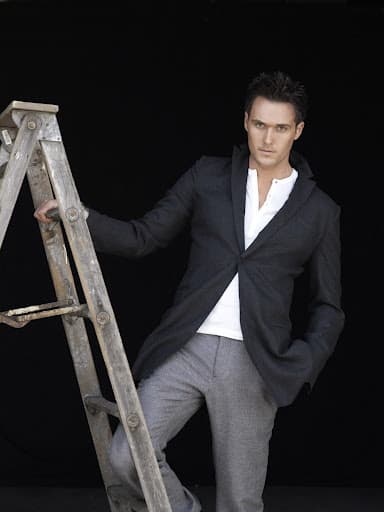 Hot Owain Yeoman Photos | Sexy Owain Yeoman Pictures