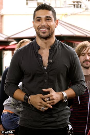 Hot Wilmer Valderrama Photos | Sexy Wilmer Valderrama Pictures