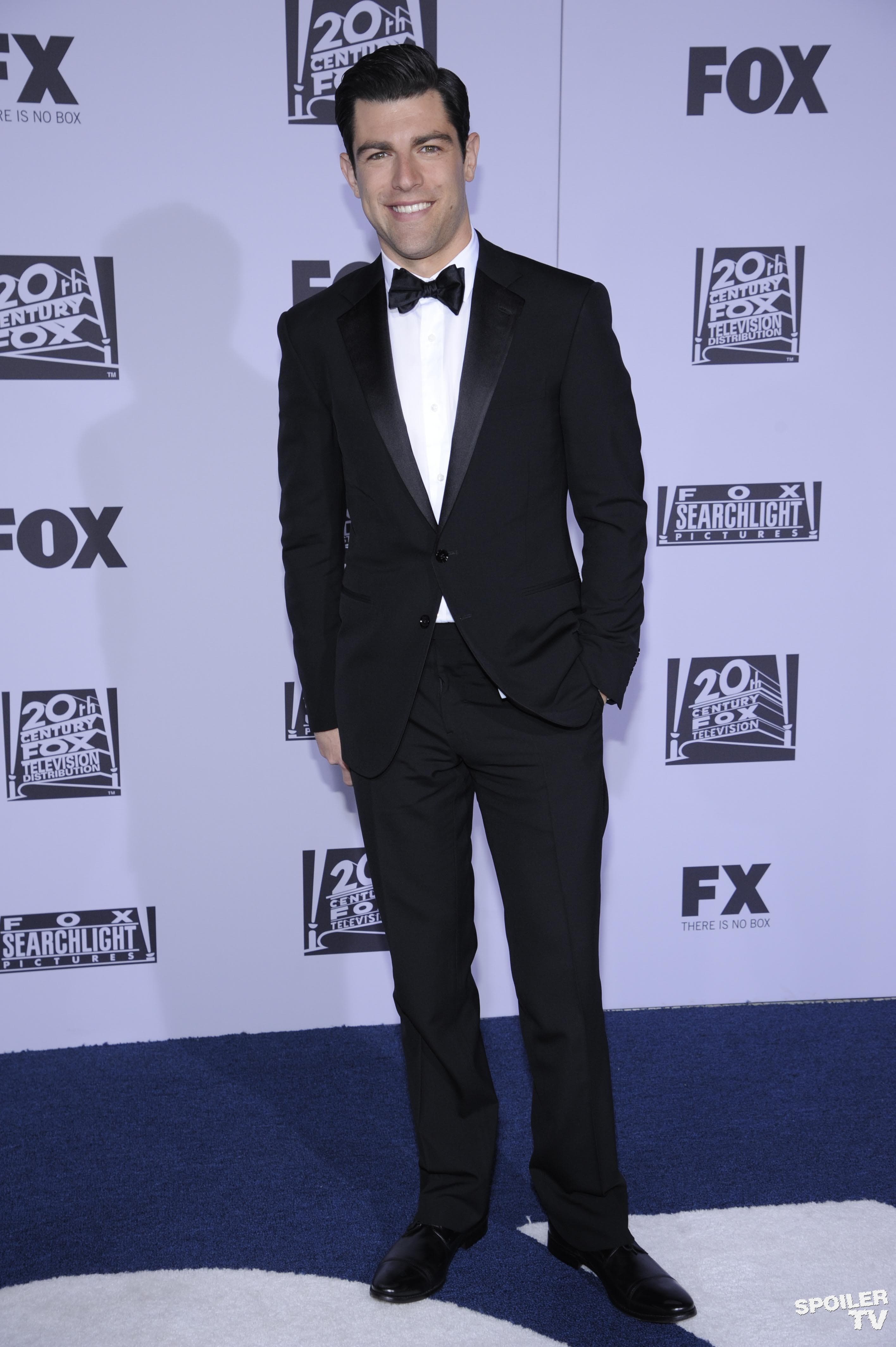 Shirtless Max Greenfield | Hot Pics, Photos and Images