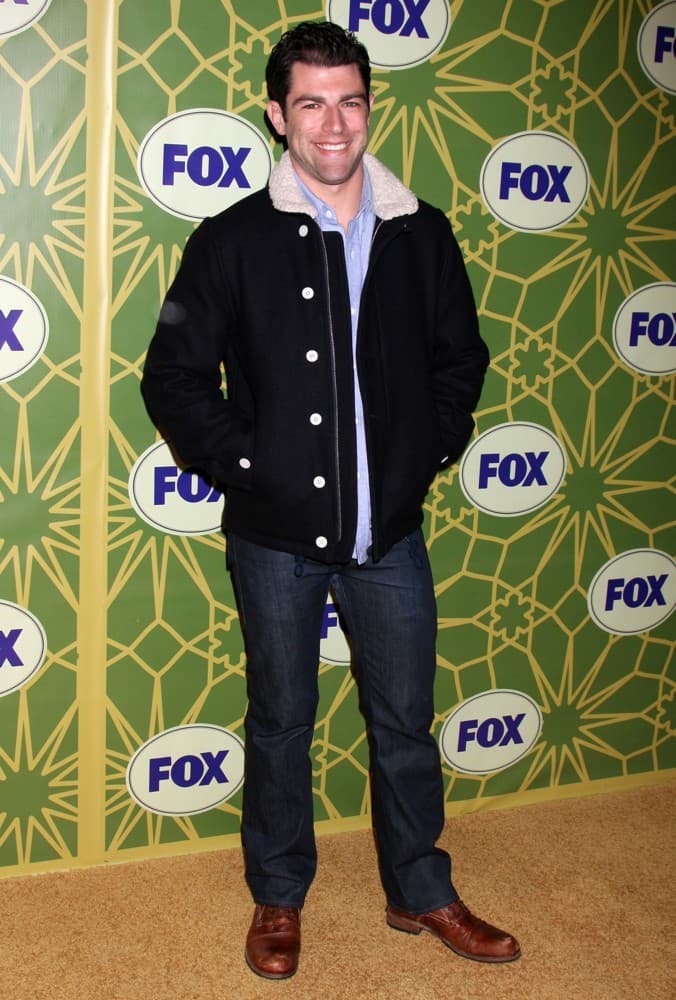 Shirtless Max Greenfield | Hot Pics, Photos and Images