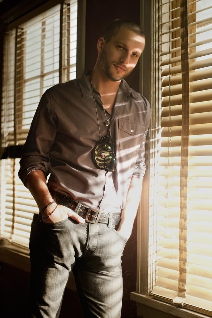 Logan Marshall Green Across The Universe