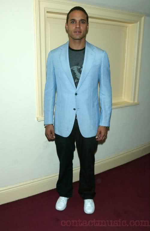 Daniel Sunjata Feet