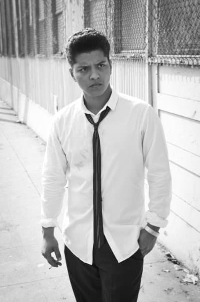 Hot Bruno Mars Photos | Sexy Bruno Mars Pictures