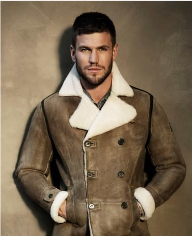 Hot Austin Stowell Photos | Sexy Austin Stowell Pictures