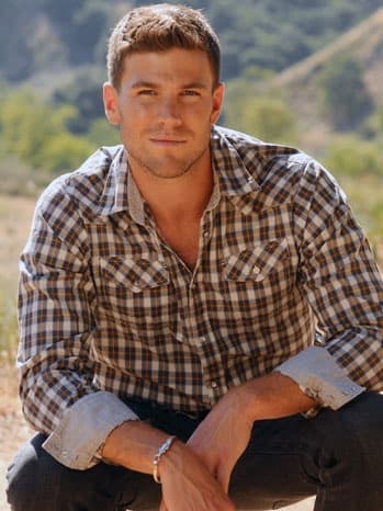 Hot Austin Stowell Photos | Sexy Austin Stowell Pictures