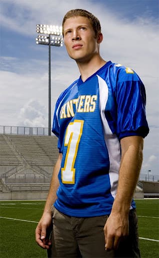 Hot Zach Gilford Photos