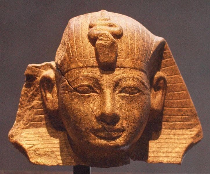 13 Historical People Who Smoked Weed | Marijuana Use Through History