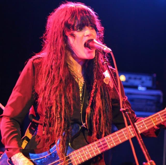Best Female Hard Rock Bassists | List of Women Metal Bass Players