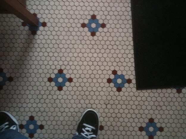 50 Infuriating Images That Will Trigger Your OCD