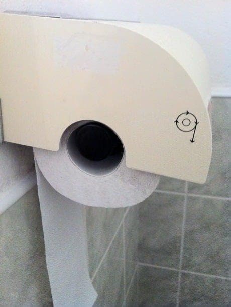 50 Infuriating Images That Will Trigger Your OCD