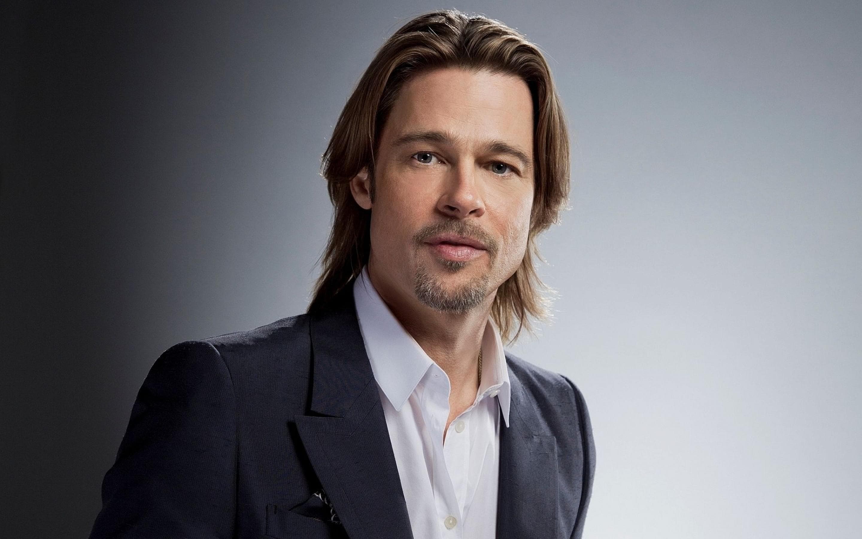 Shirtless Brad Pitt | Brad Pitt Hot Pics, Photos and Images