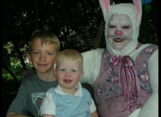 Funny Pictures of Kids Crying With the Easter Bunny