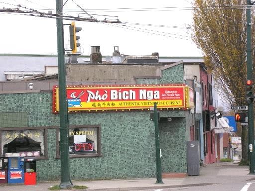 Bad Restaurant Names & Epic Sign Fails