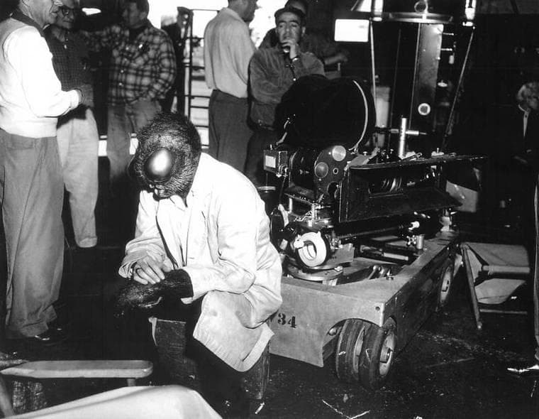 Behind the Scenes Pictures of Your Favorite Movie Villains