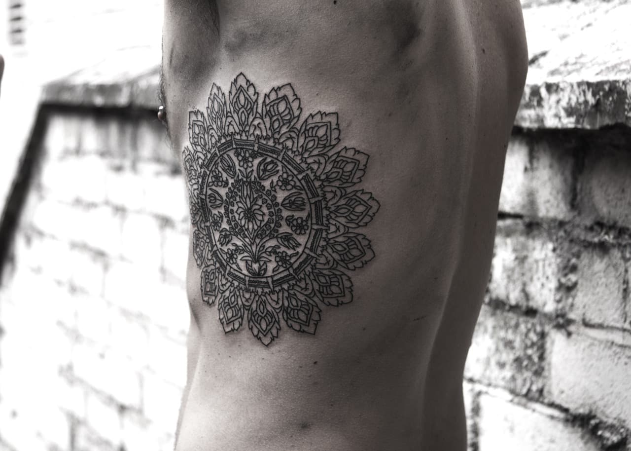 Cool Geometric Tattoos Designs & Ideas