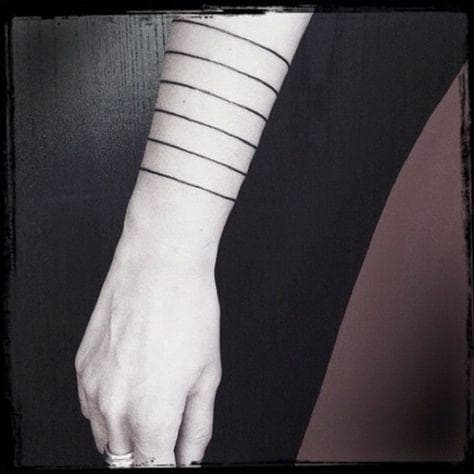 Cool Minimalistic Tattoo Design Pictures