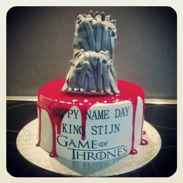 25 Game Of Thrones Cakes Just Waiting To Get Cut