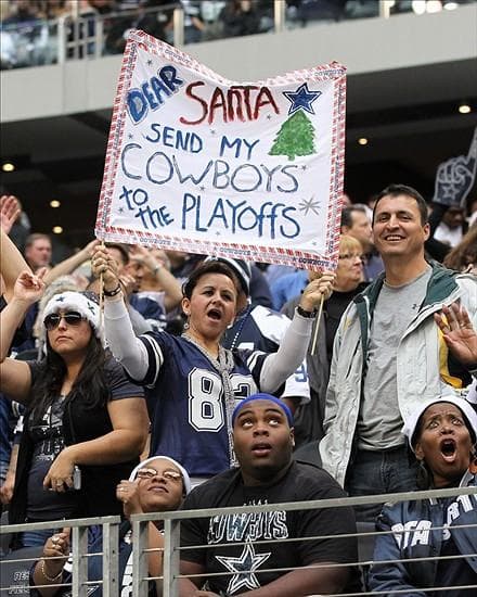 The Funniest NFL Game Day Signs