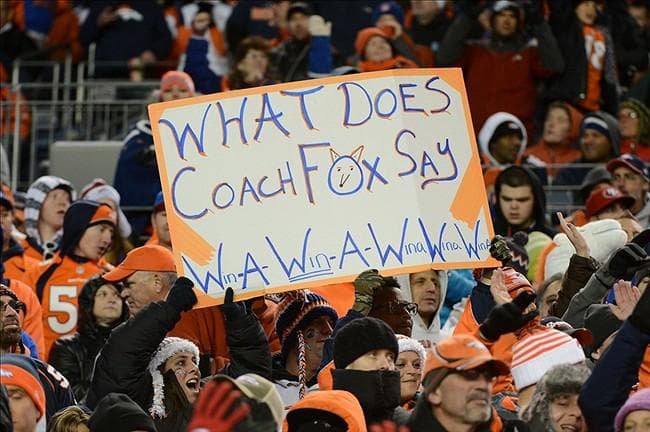 The Funniest NFL Game Day Signs