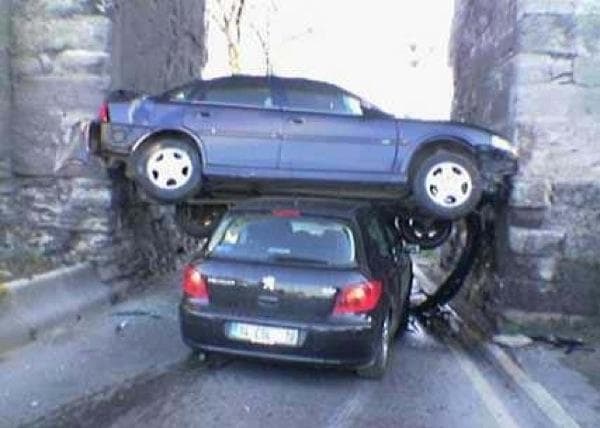 Driving FAILs | 20+Pictures of Funny Road FAILs