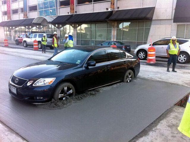 Driving FAILs | 20+Pictures of Funny Road FAILs