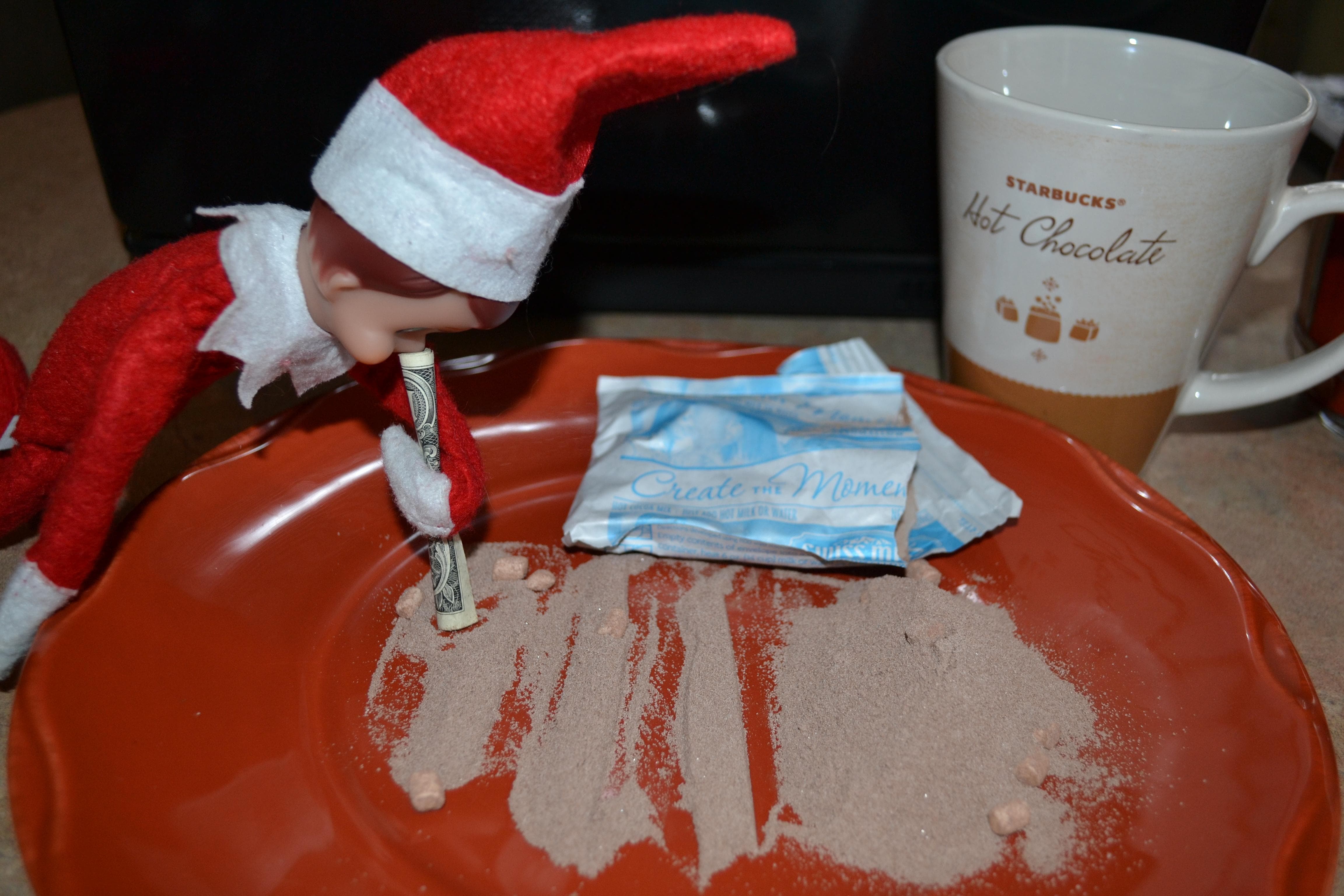 18 Funny Photos of Elf on the Shelf Gone Bad