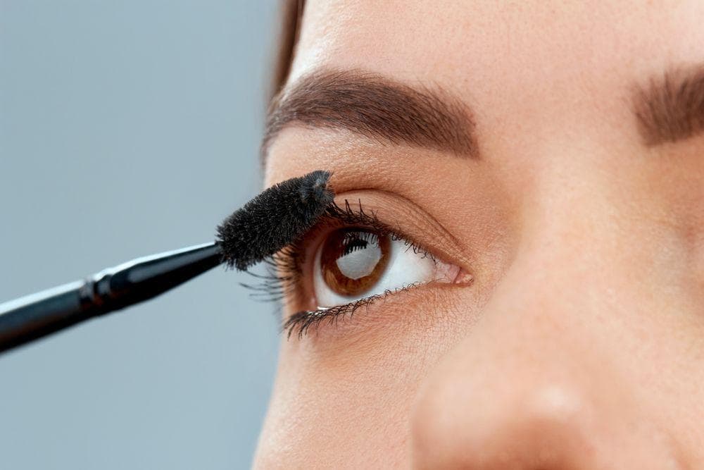 19 Common Beauty Mistakes and How to Fix Them