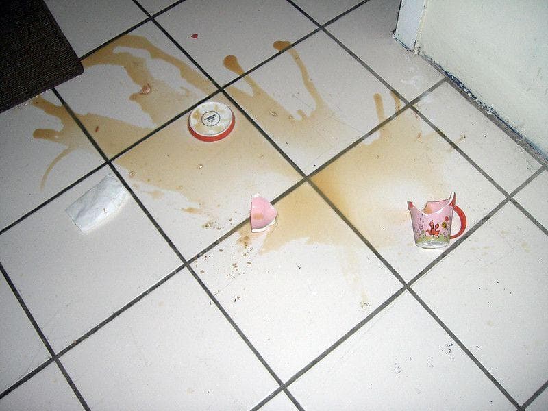 The Best Ways to Clean Tile Floors